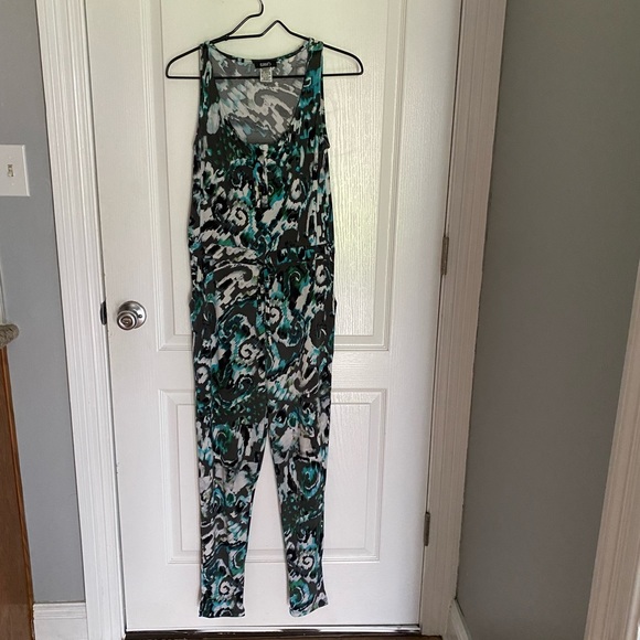 Eliana | Pants & Jumpsuits | Adorable Super Stretchy Jumpsuit | Poshmark
